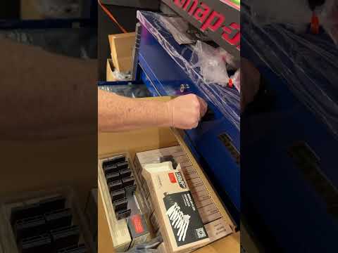 @toolbox_widget Is On @snapon_official Trucks😱😱😱 #tools #mechanic #review
