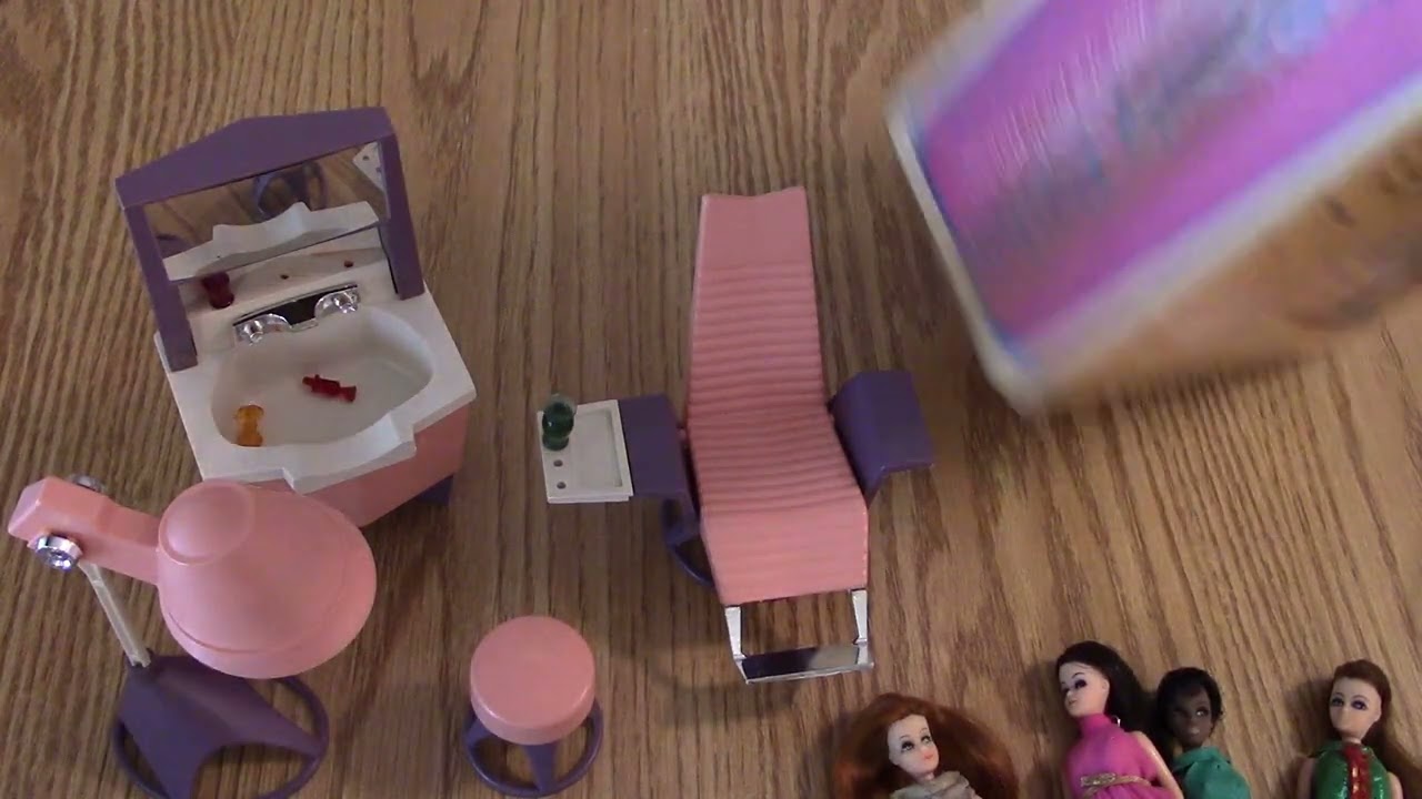 Terrific non-TV : Dawn beauty salon by Topper, 1970s