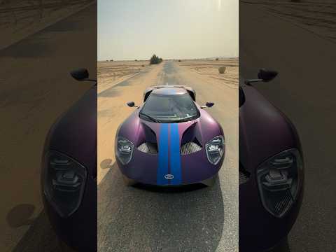 FORD GT IN THE DESERT