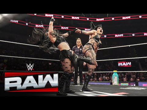 IYO SKY & Rhea Ripley vs. Roxanne Perez & Giulia: Raw highlights, May 12, 2025