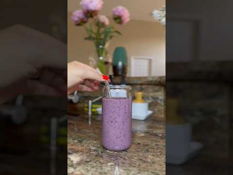 Dairy Free Smoothie #dairyfreedessert #smoothie #smoothierecipes #dairyfreesmoothie