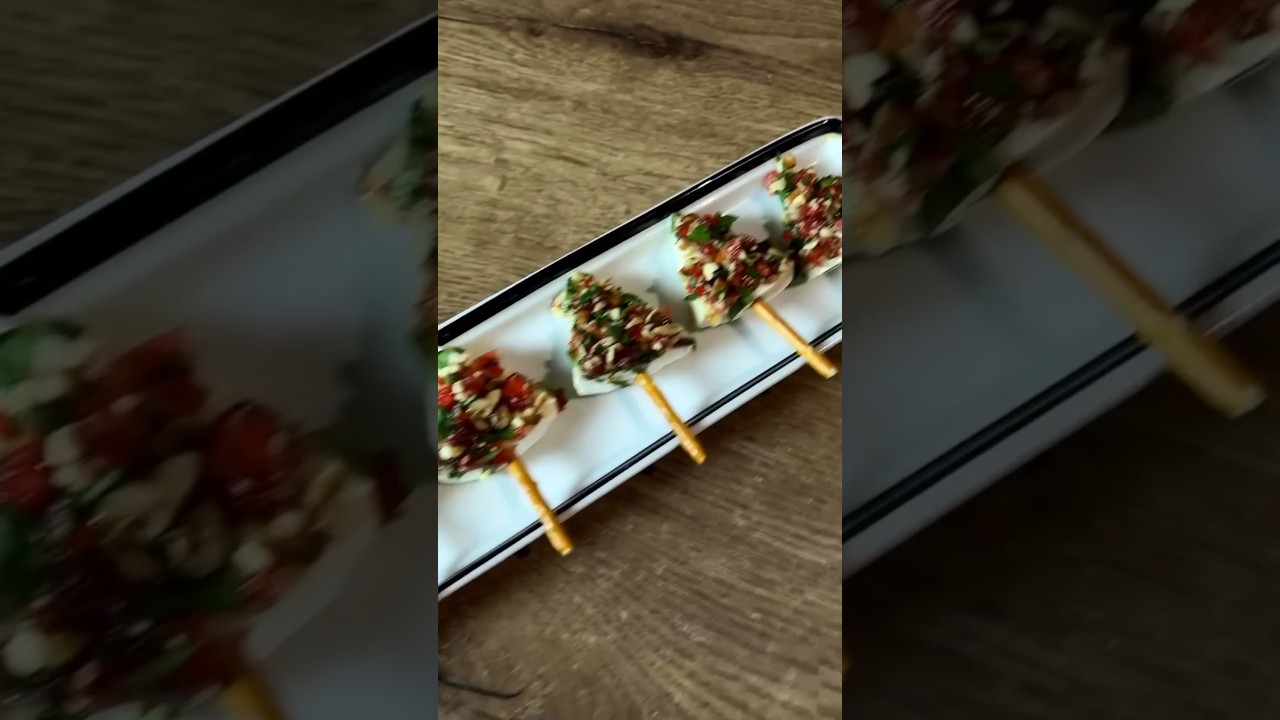 How to Make Cheese Christmas Trees In 17 Seconds | Festive Holiday Recipe Ideas 2024