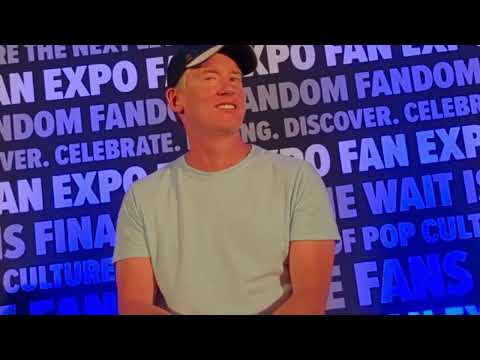 Clerks 3 panel in Fun Expo Chicago with Brian O'Halloran, Jeff Anderson