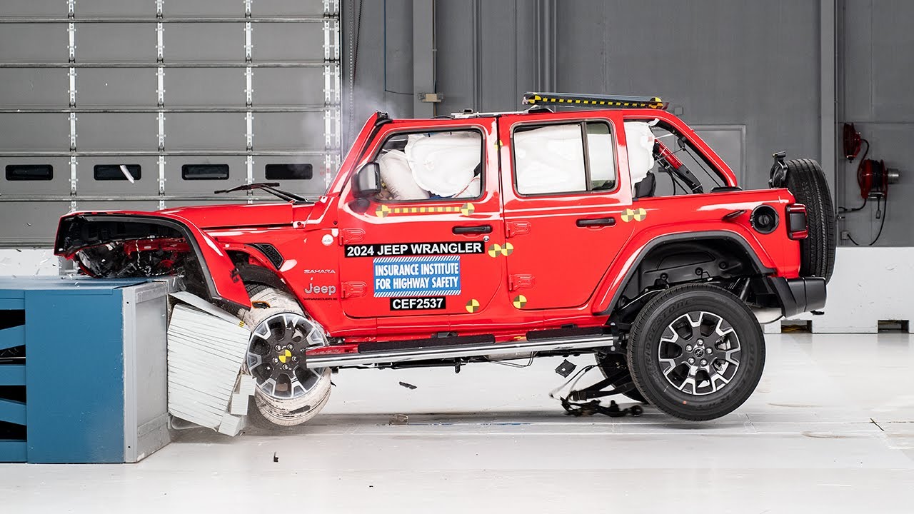 Facelifted Jeep Wrangler Aces Updated Moderate Overlap Front Crash Test ...