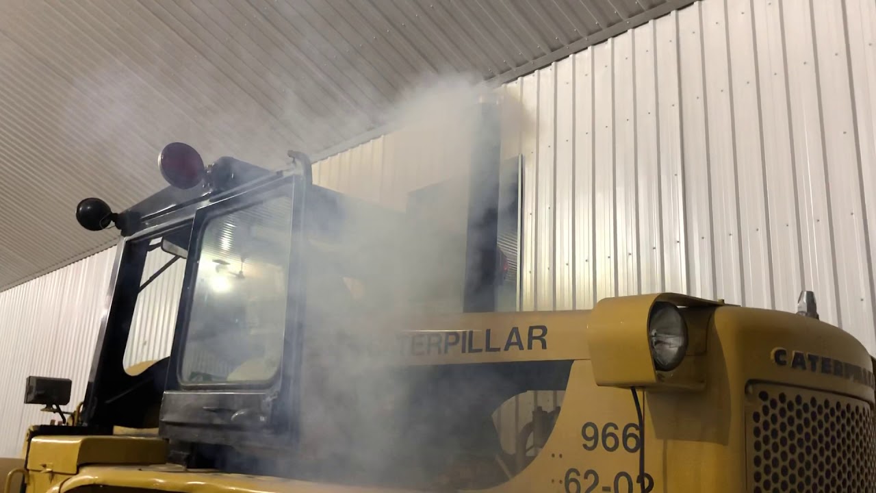 Start old caterpillar 966 1962
