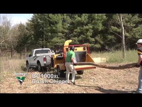 Brush Chipper - BC1000XL (Gas Engine) - Video 3 | Vermeer Tree Care Equipment