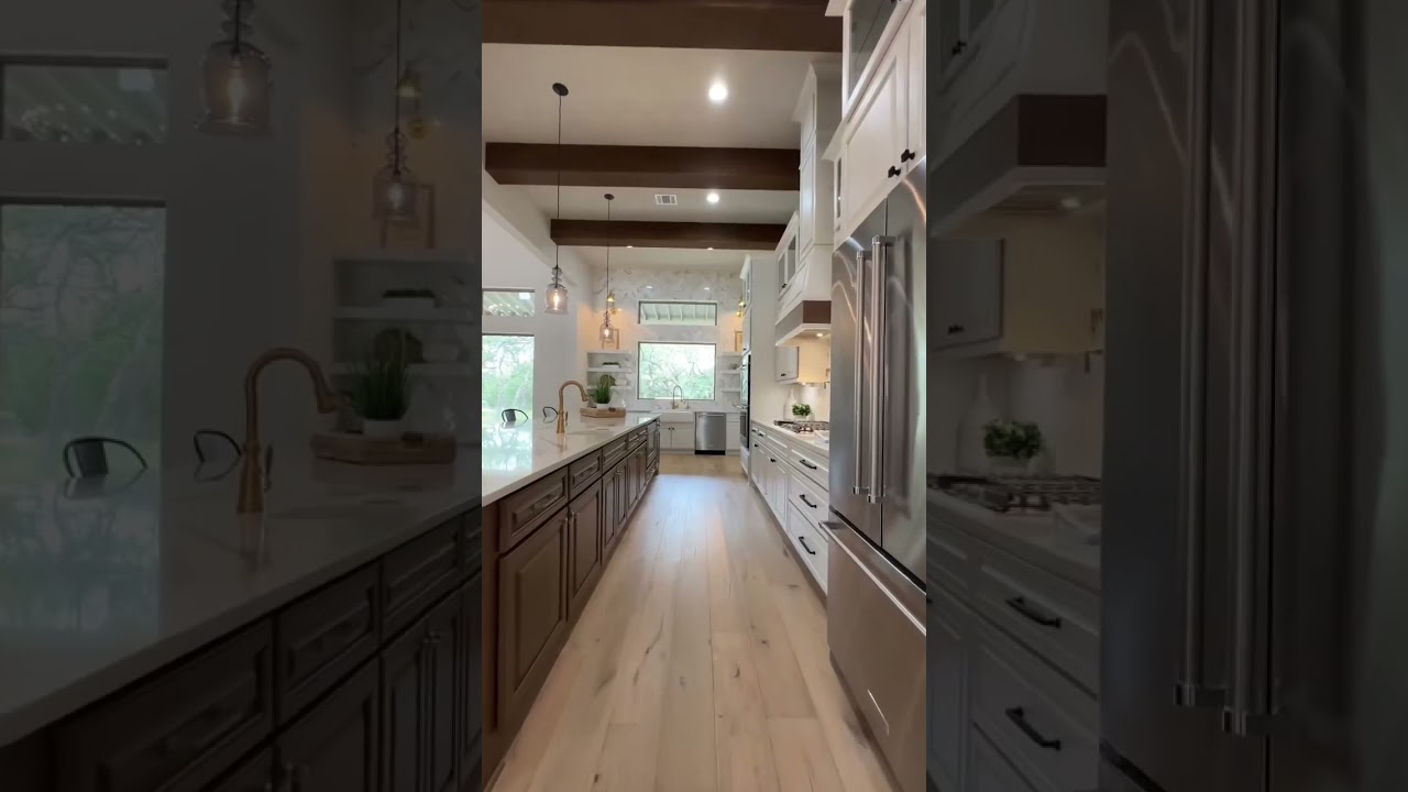 European white oak hardwood FLOORS by FLOORS - https://rivahoustonfloors.com/contact-us/