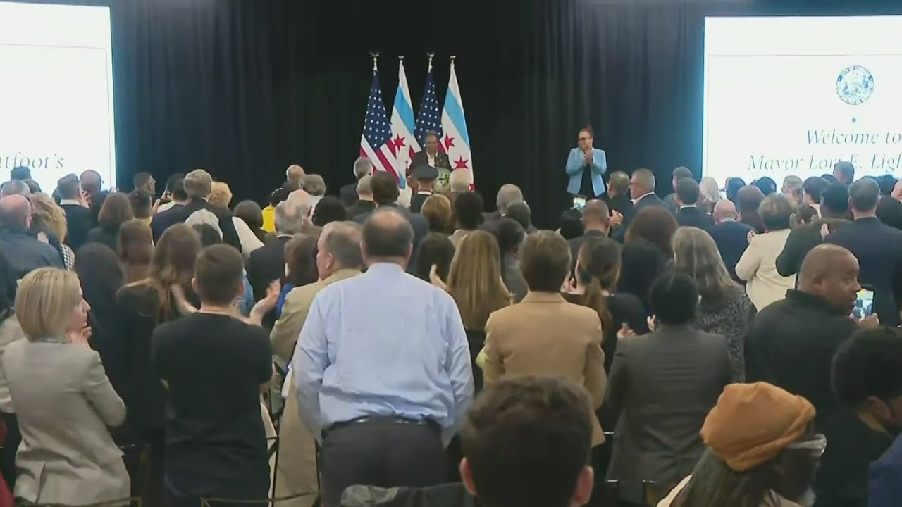 Chicago Mayor Lori Lightfoot highlights success, struggles in farewell address