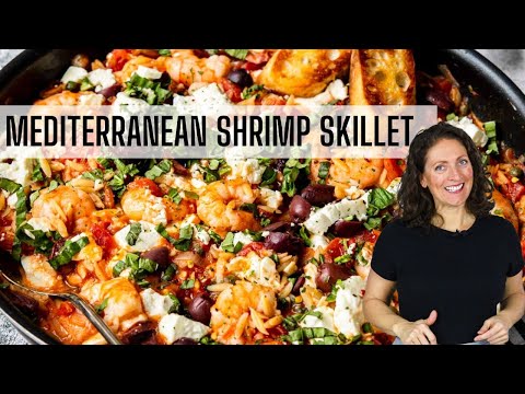 MEDITERRANEAN SHRIMP SKILLET | restaurant quality dinner at home!