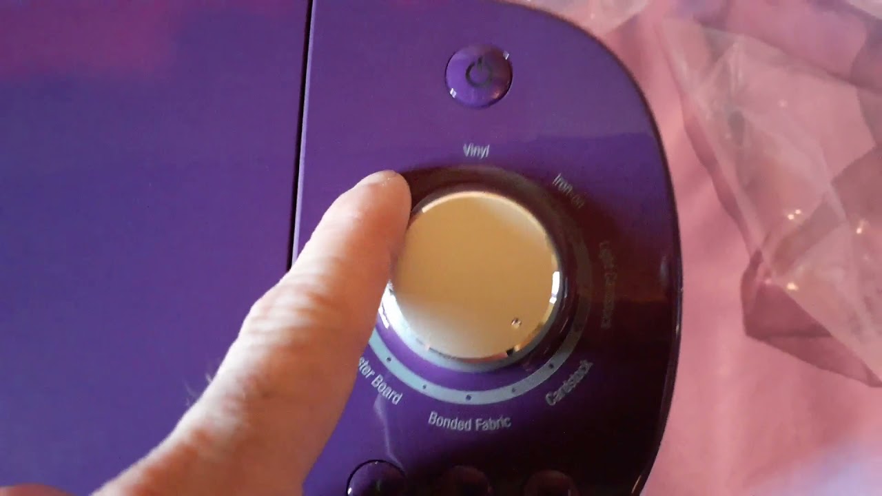 Cricut Vinyl Cutter Explore Air 2