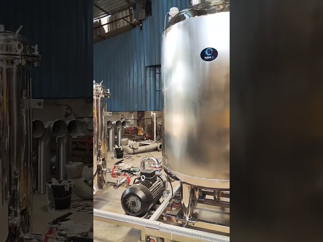 Stainless Steel Water Storage Tank - SS 316 HOT WATER CIP TANK ...