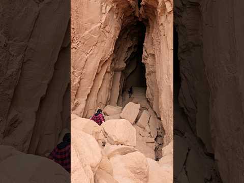 Goblin Valley State Park, UT. Entering Goblette's Lair.