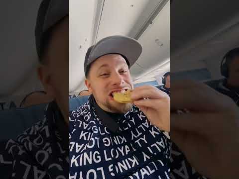 Delta first class Review #riskyirl #delta #firstclass #review