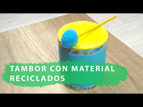 Tambor con materiales reciclados