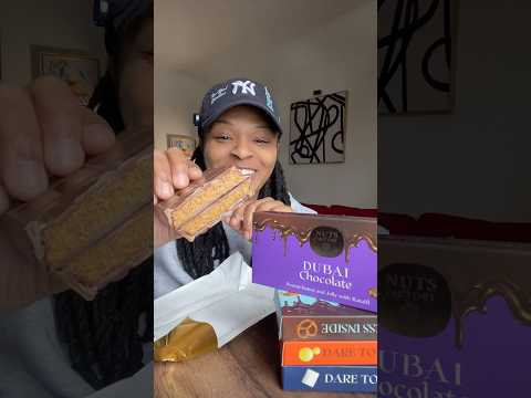 I Tried Dubai's POPULAR Chocolate Bars With UNIQUE Fillings
