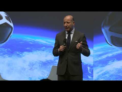 EOS-X Space, dirigida por Kemel Kharbachi, lanza su primera nave, EOS-X Spaceship One.