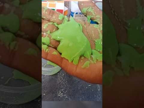 Magic liquid 🍥।। Corn 🌽 starch 🔥😱।। magical oobleck 👨🔬।। #science #experiment #shorts #viral