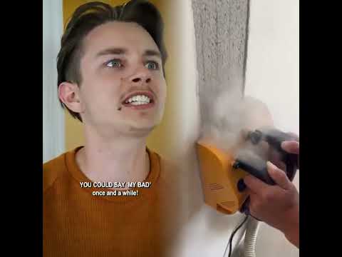 Glitchy Glasses #skit #comedytiktok #meme #funny #funnyvideos #comedysketch