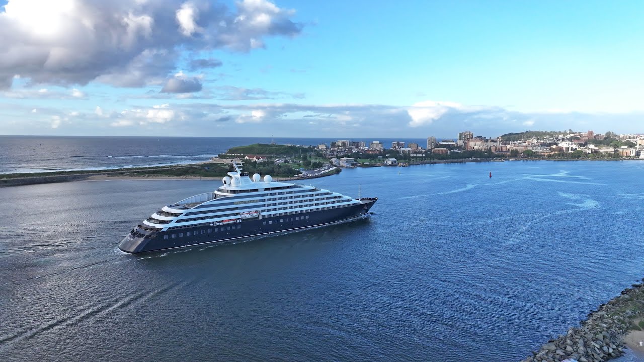 LIVE Scenic Eclipse II - Newcastle