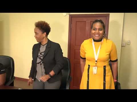 St Lucia Tests Smart Bus Stops