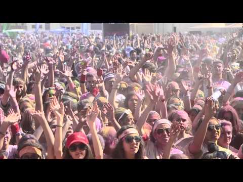 The Color Run Qatar presented by Sahtak Awalan (2015)