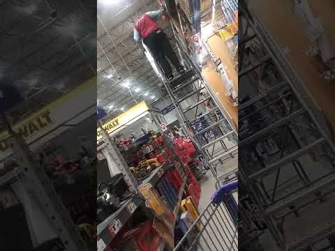 GO VIRAL!! Why i DONT shop Lowes anymore.