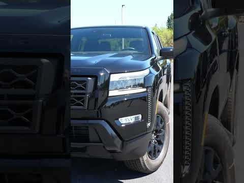 2023 Nissan Frontier SV Midnight | Universal Nissan