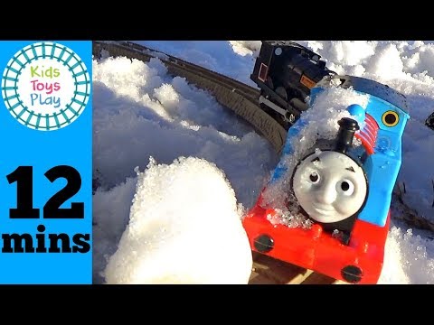 Thomas Trackmaster | Playing with Fun Toy Trains in the Snow | Thomas and Friends