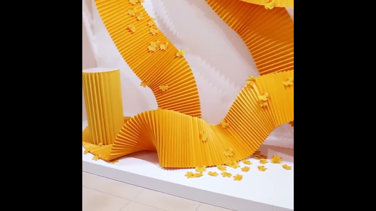 Autumn Maple Style Shop Window Display