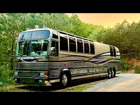 Did he buy a bad rv? Purchasing a used older Prevost motorhome is an expensive gamble.