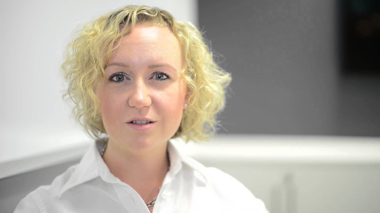 What can UTS Career Services do for alumni?