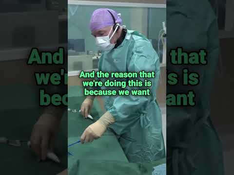 Dr Lucas Boersma explains preparing a device for left atrial deployment.