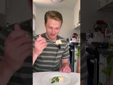 An American trying Russian food #shorts #foodvlog #russian