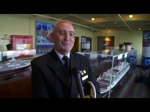 Queen Elizabeth meets Queen Mary at Long Beach