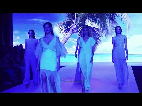 Malaika Arora As Show Stopper For Mandira Wirk At The Bombay Times Fashion Week 2018