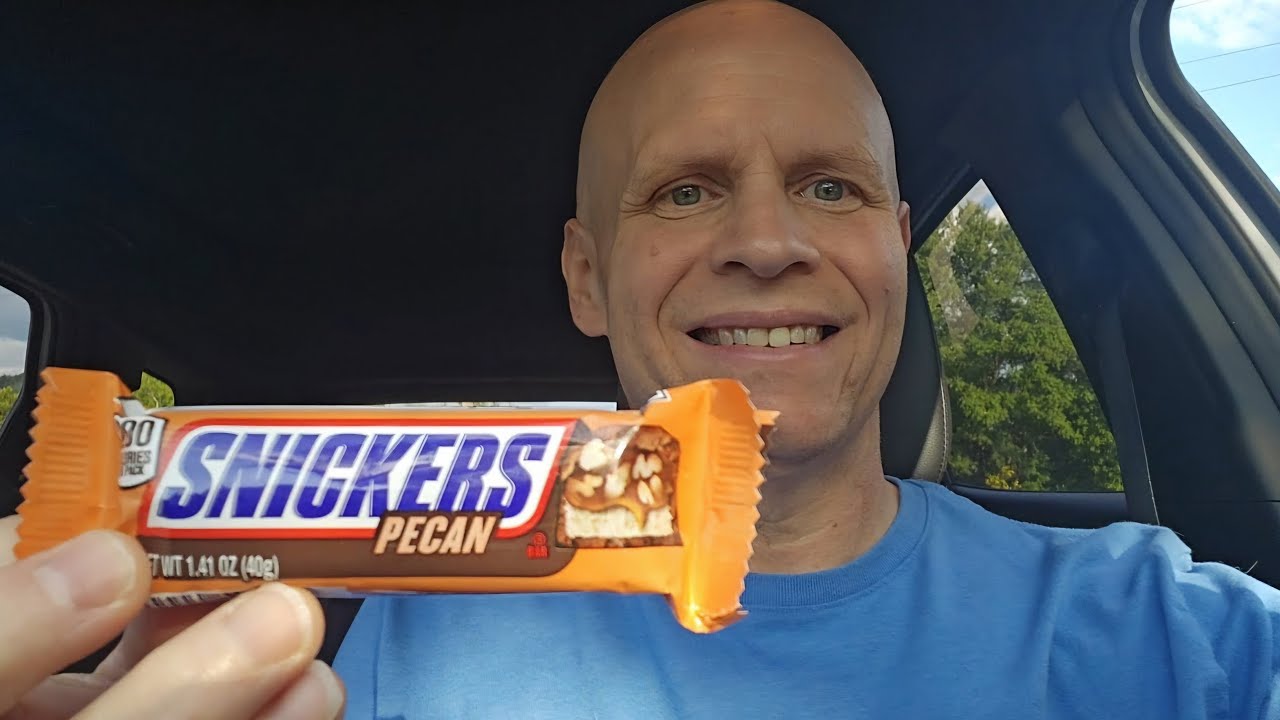 Snickers Pecan Candy Bar Review