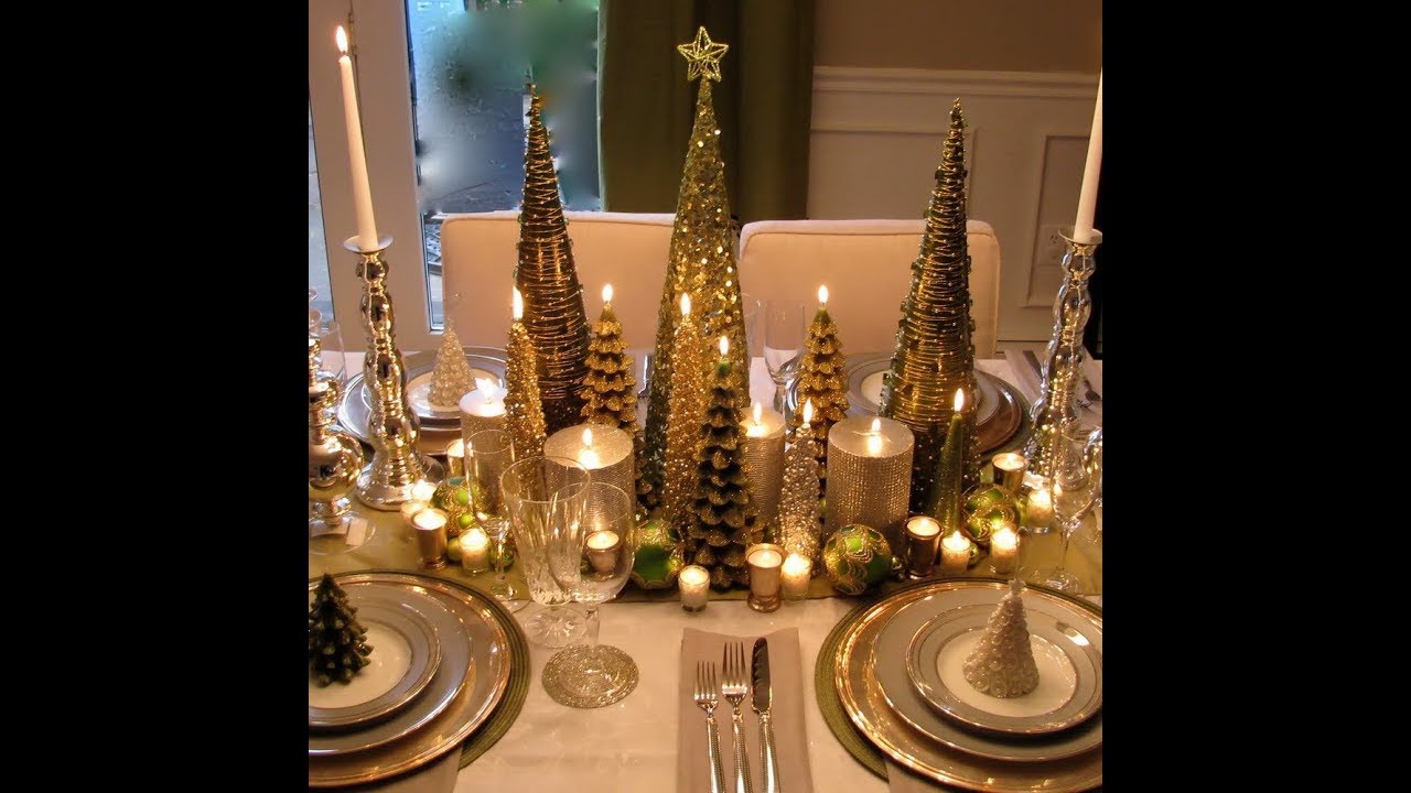 Oval Tablecloths for the Holidays