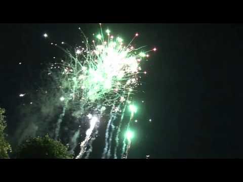 Gilmour Wedding – 7 minute Fireworks extraordinaire | Squib Maestro