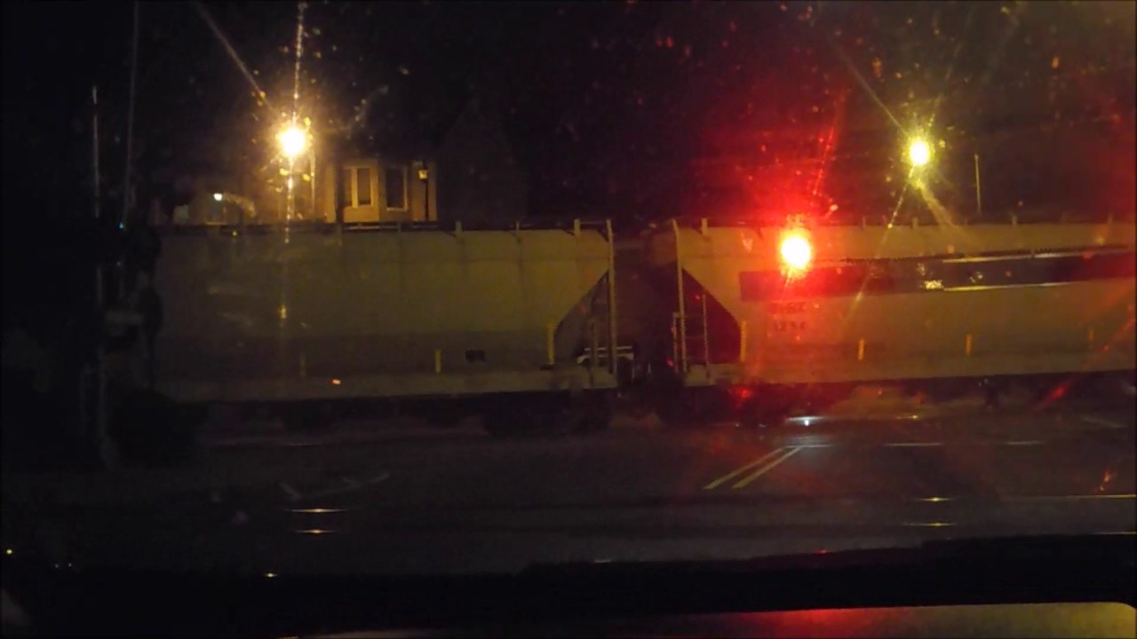 *Screaming EMDs* [CSXT GP40-2 6426 Ex B&O/RoadSlug 2277] Leads a big F736-10 Back to Milan Yard