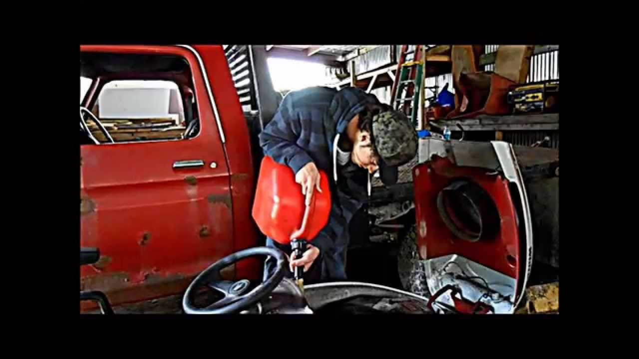 White GT 2150 Hydro Lawn/Garden tractor