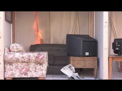 Flashover/Fire Sprinkler side by side demo with live person