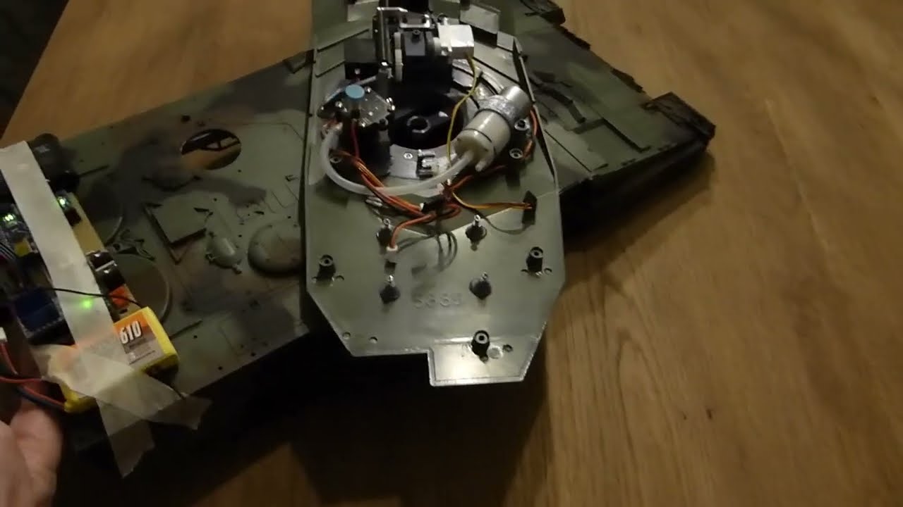 1:16 Leopard 2A6 build, turret stabilization test