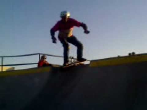 SergioMarreta11-SK8 Bank's StaCruz-25-04-09
