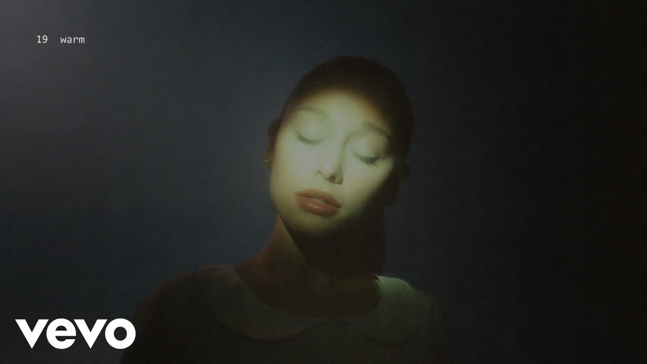 Ariana Grande - warm (lyric visualizer)