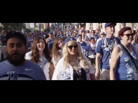 Dodgers fan group, Pantone 294, travels to San Diego | Los Angeles Times