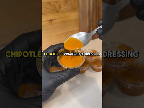 Chipotle’s Honey Vinaigrette Dressing 🌶️ recipe ⬇️ #chipotle #vinaigrette #saladdressing #sauce