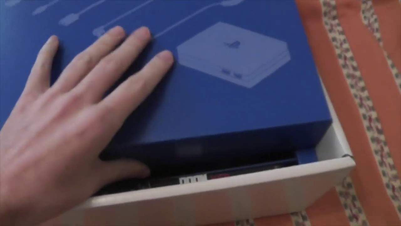 PlayStation VR Doom VFR Bundle Unboxing