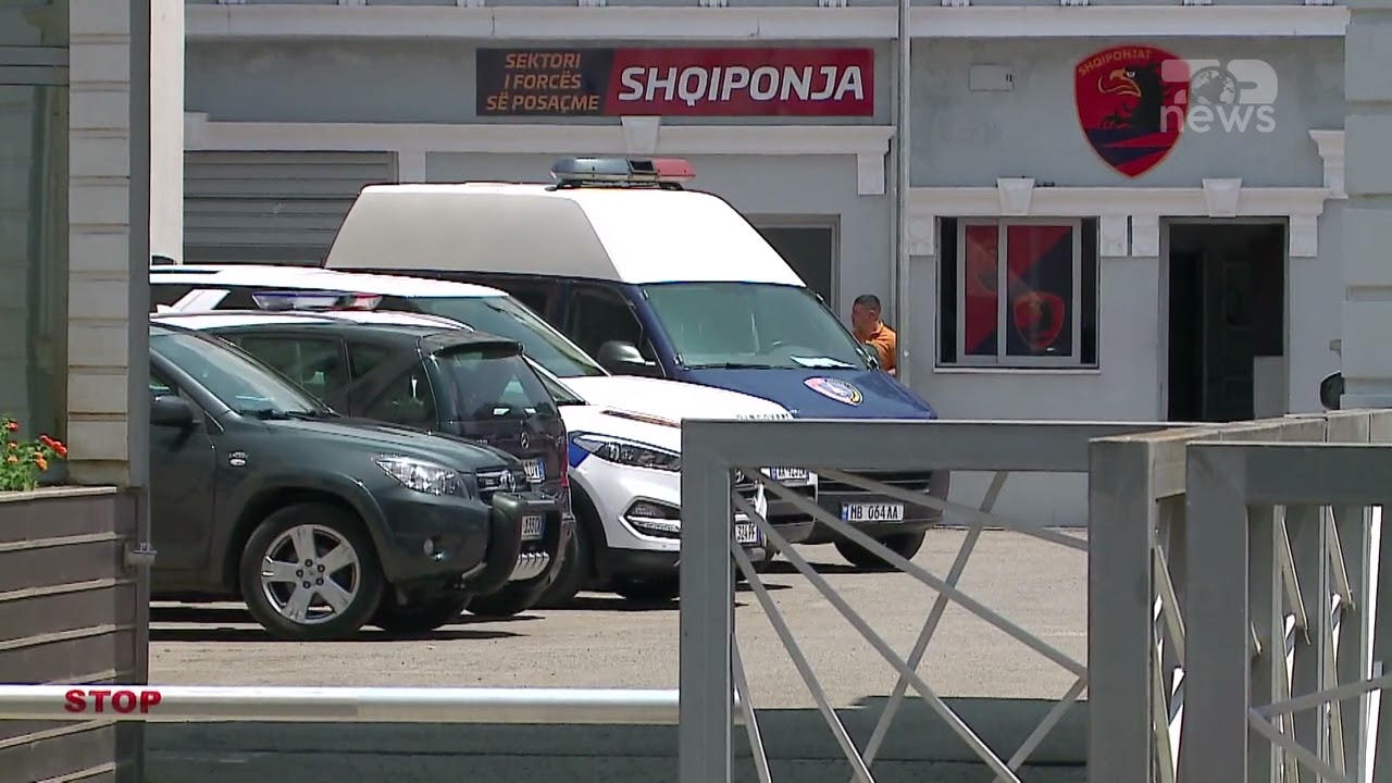 Top News – Bën ‘kërdinë’ në shtëpinë që mirëmbante/ Vjedh bashkë me ... Top News – Bën ‘kërdinë’ në shtëpinë që mirëmbante/ Vjedh bashkë me ...