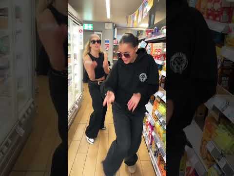 The only ex I want is extra money 💵#dance #tiktok #viralvideo #music #trending