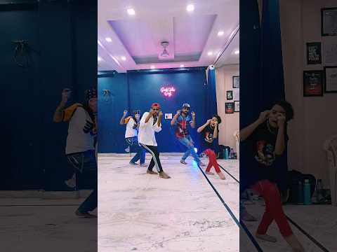 company @EmiwayBantai trend by @souravsagar7175 #ankitchhavi #dance #dancechoreo